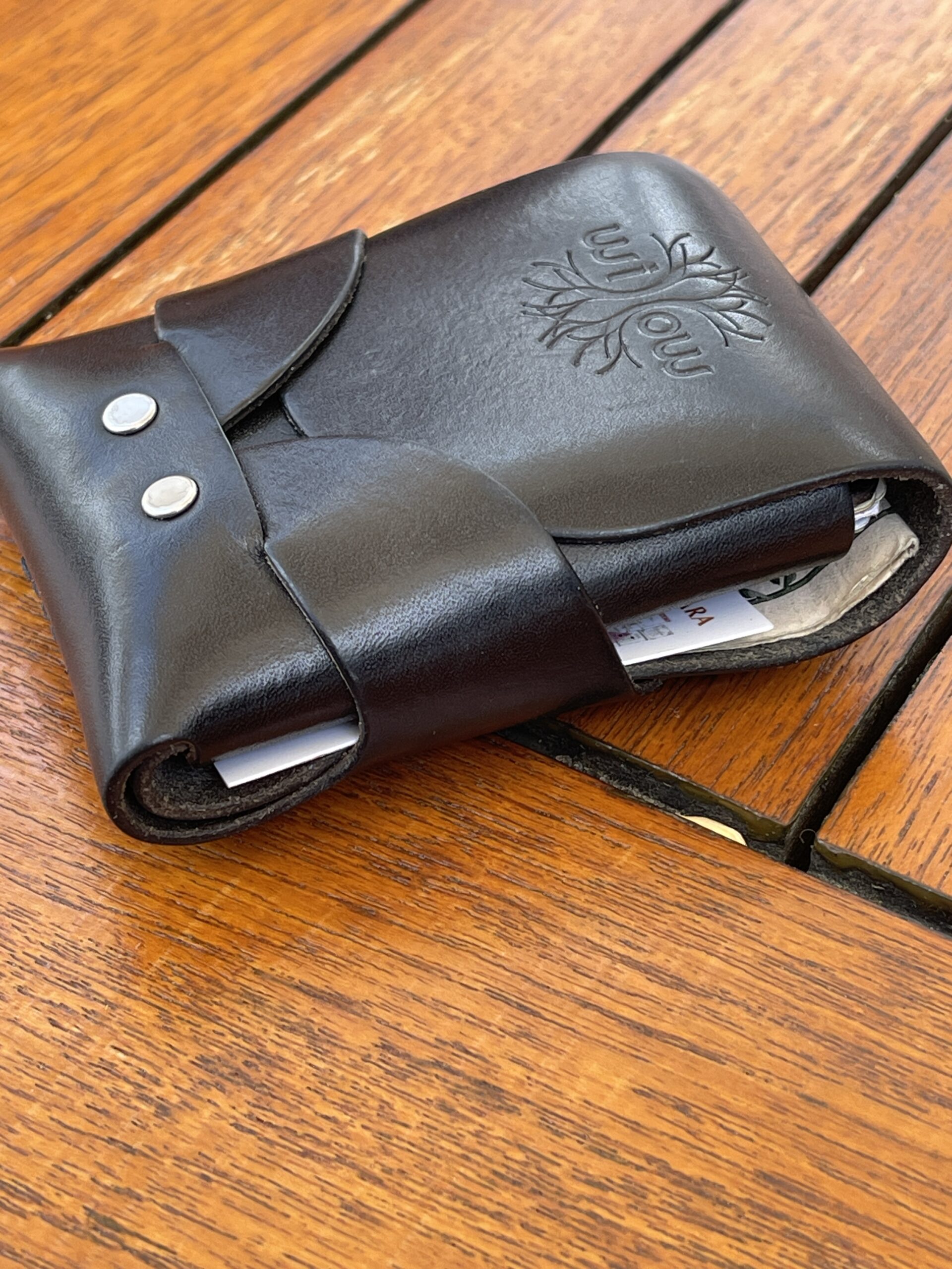 A new carry-on and a clever compact wallet – Baker On Tech